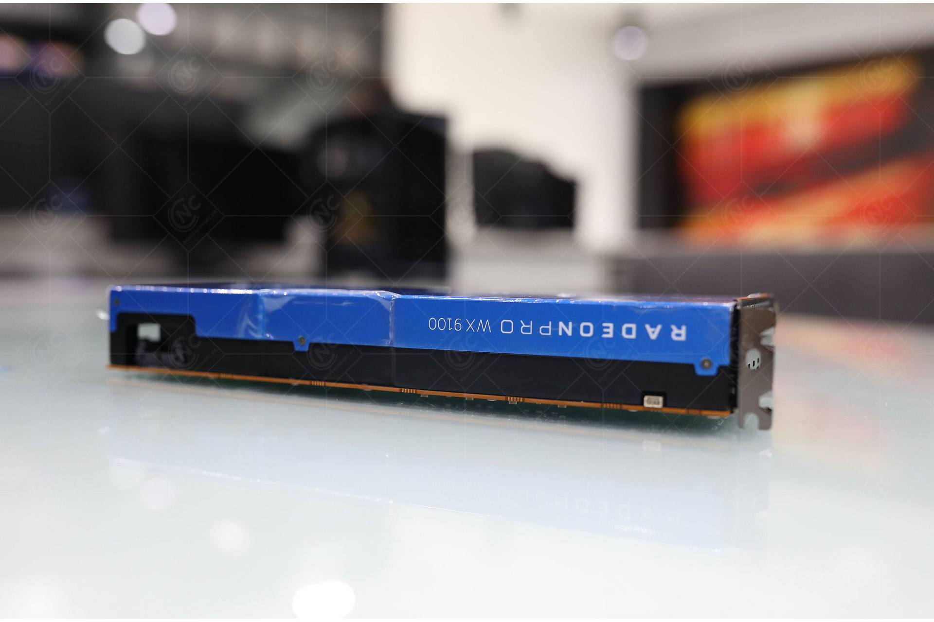 VGA AMD Radeon Pro WX 9100 16GB