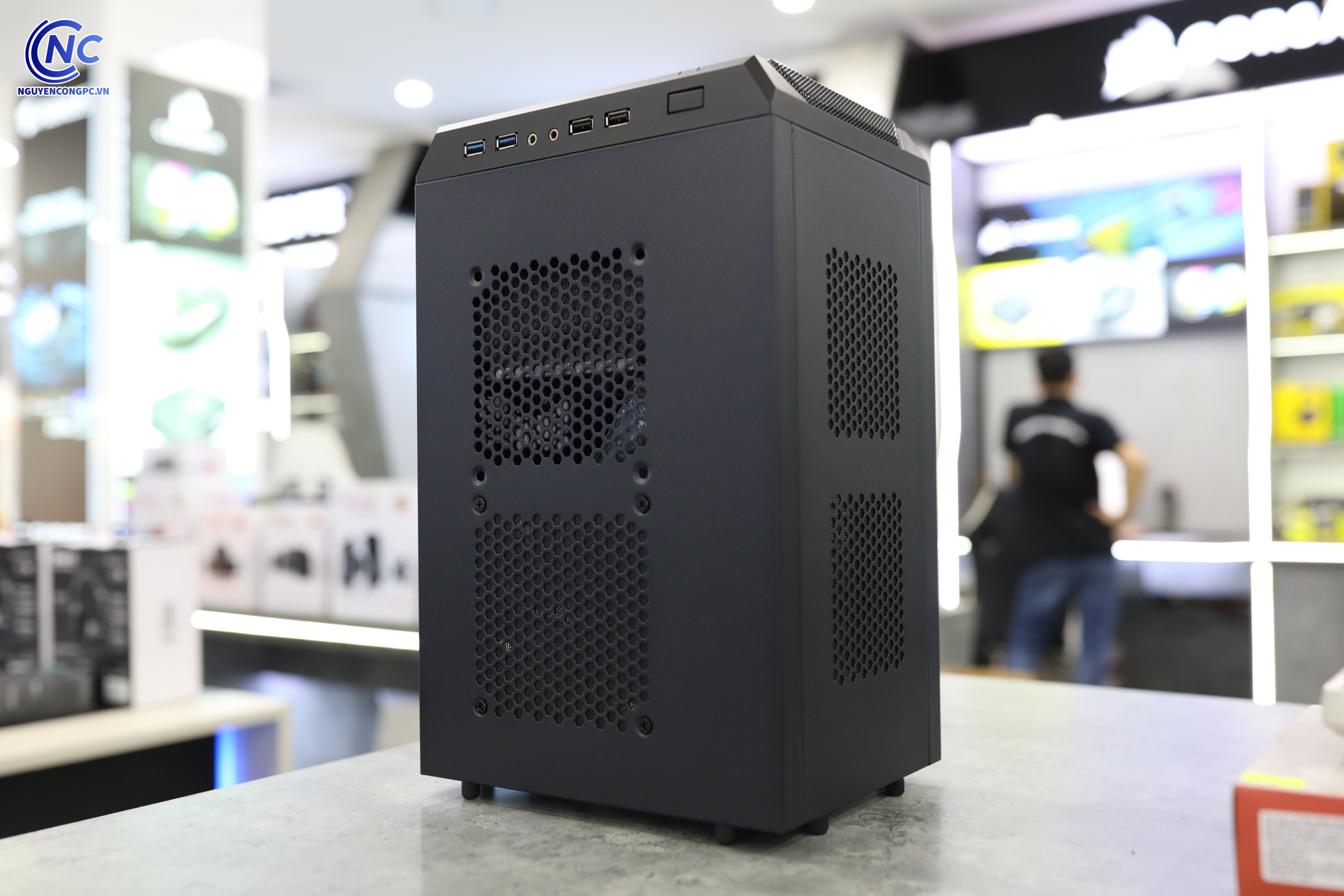 Vỏ Case Sharkoon QB One | Nguyễn Công PC