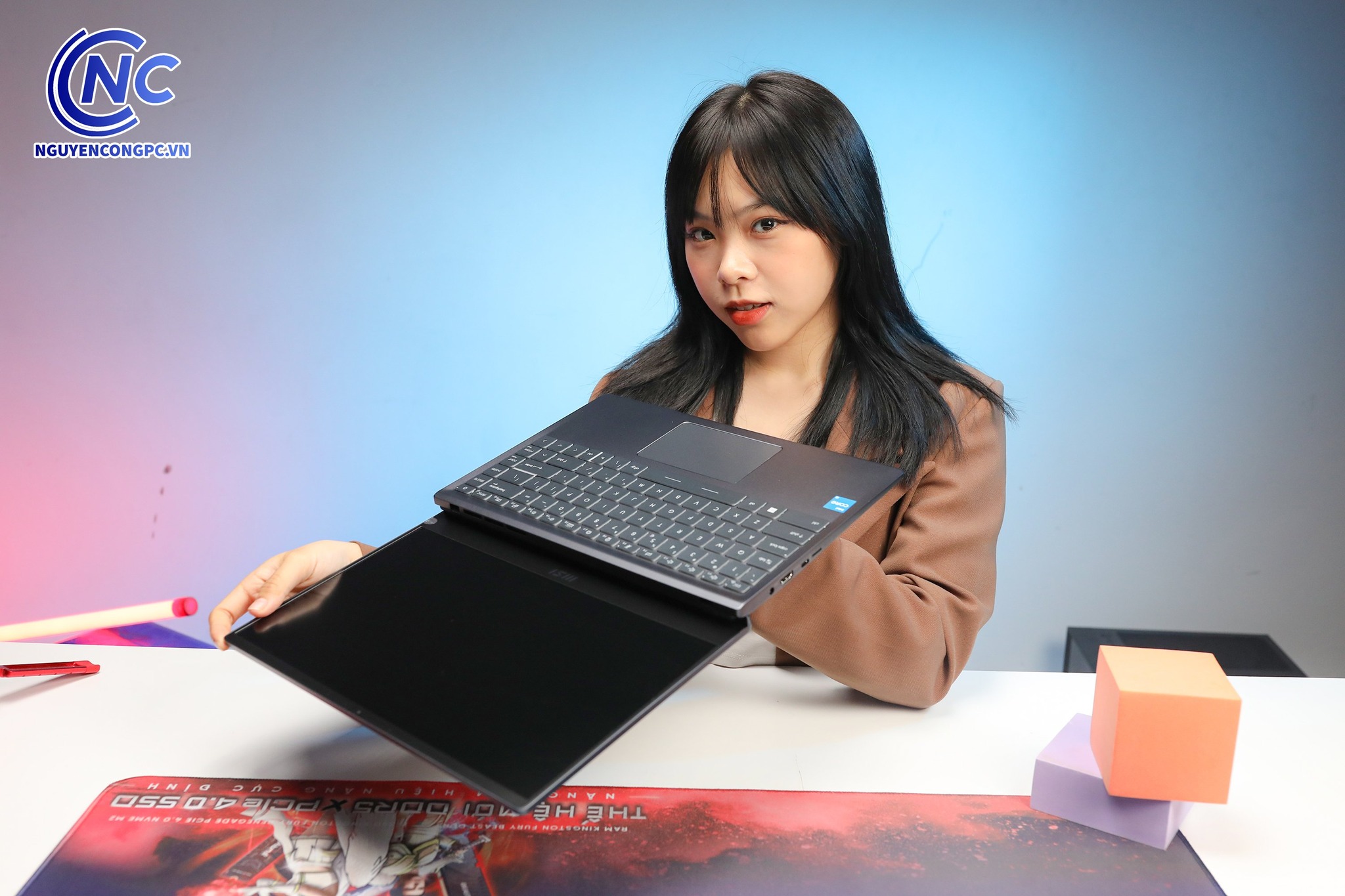 Gợi ý các mẫu laptop mỏng nhẹ và thời trang dành cho sinh viên Đại học ...