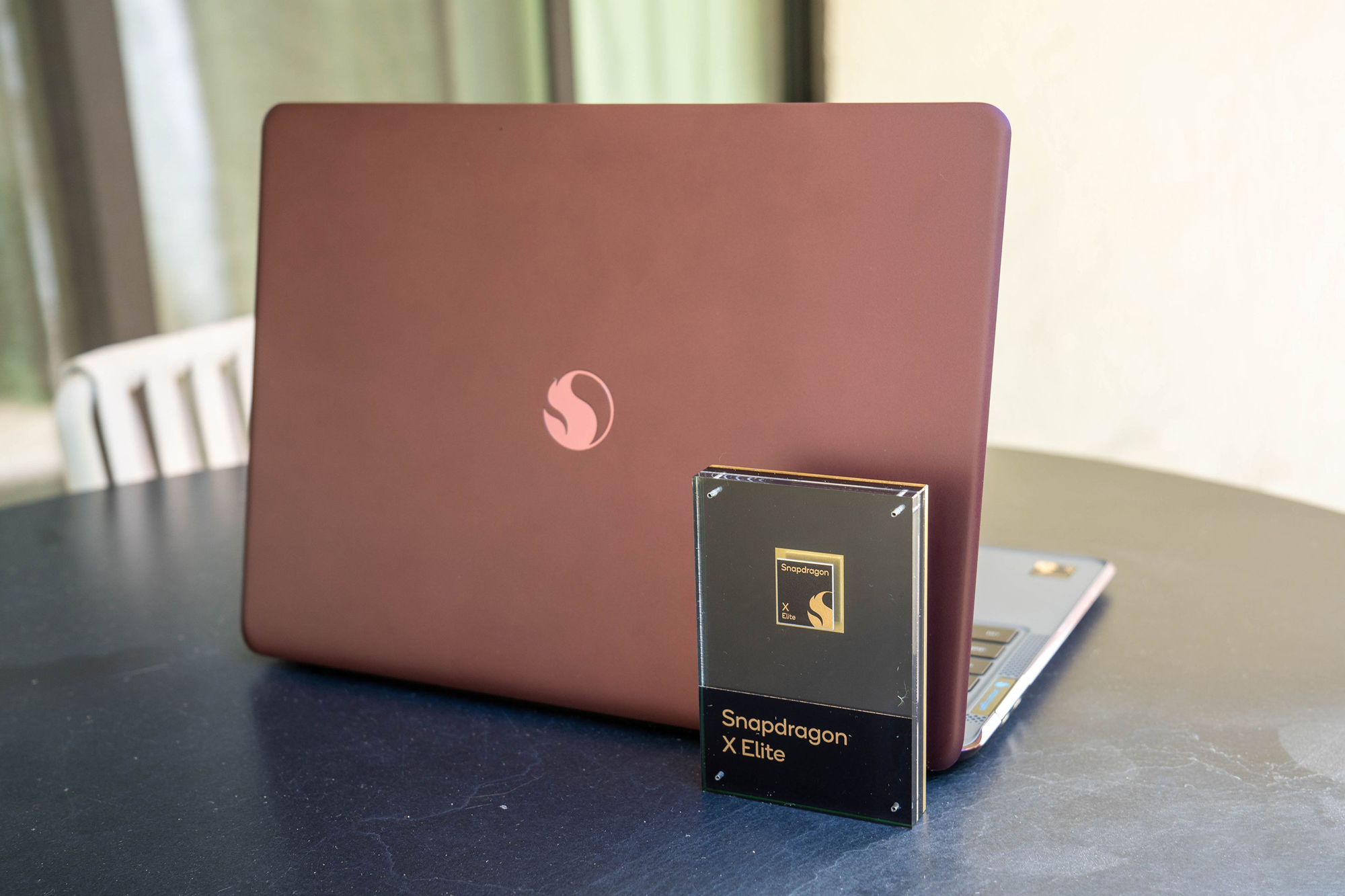 TOP những lý do khiến bạn nên chọn laptop mới chạy chip Snapdragon X Elite